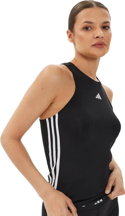 Купить adidas в официальном интернет-магазине Sport Point по дисконт-ценам